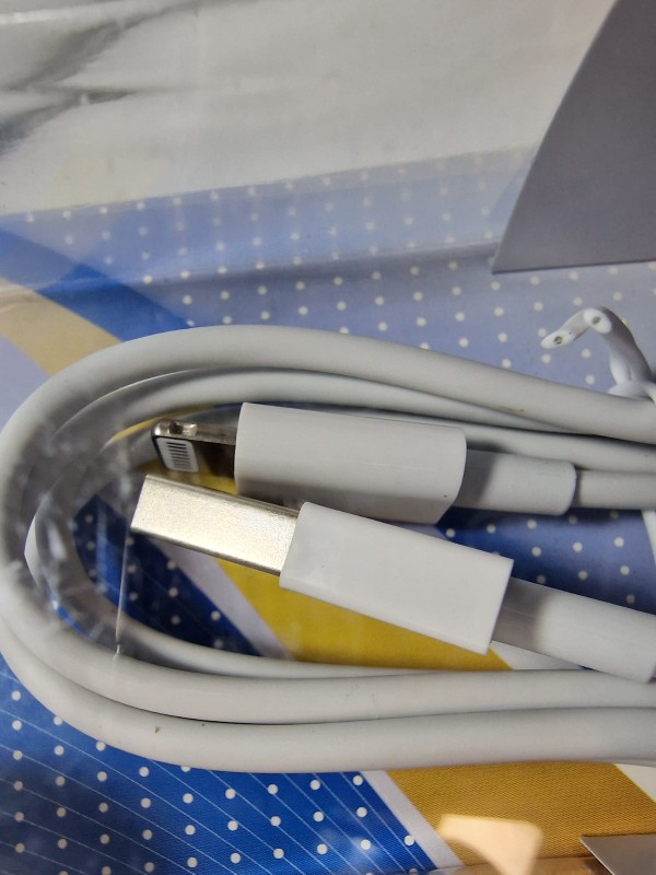 Wire Xtra Cable 1.0 M Usb To Type C iPhone Charging Lead White ...