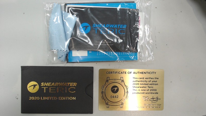 Shearwater 200M Teric 2020 Limited Edition Gold×Red :Jp 0442 Red ...