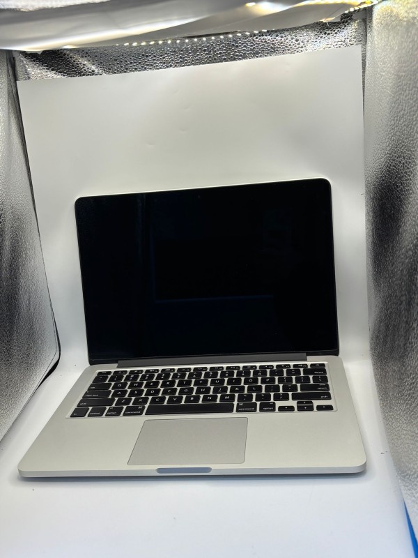 Macbook Pro 13" 8GB 256 Silver | 034300167119 | Cash Converters