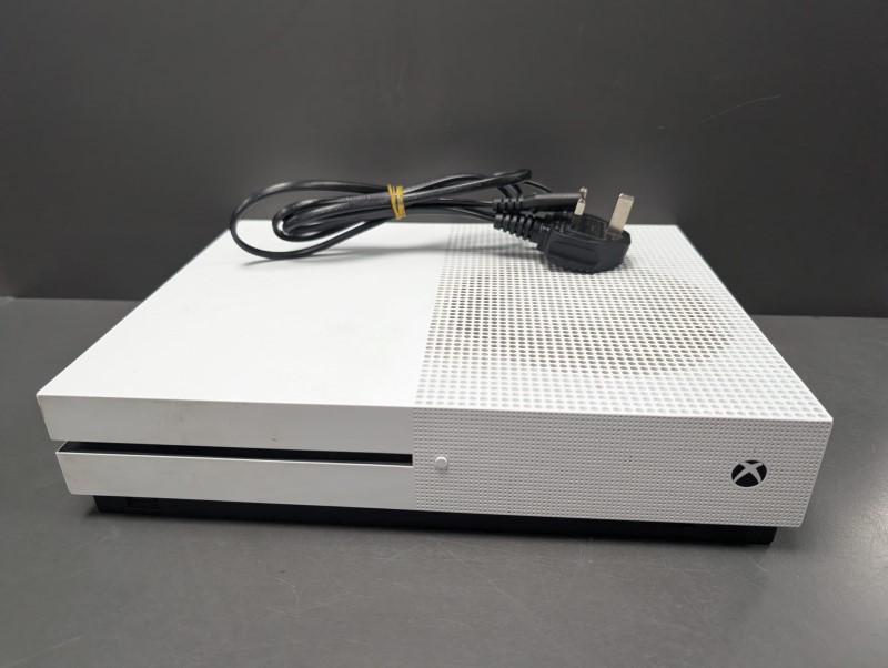 Xbox One S ( No Controller ) Xbox One S 1TB White | 016500268379 | Cash ...