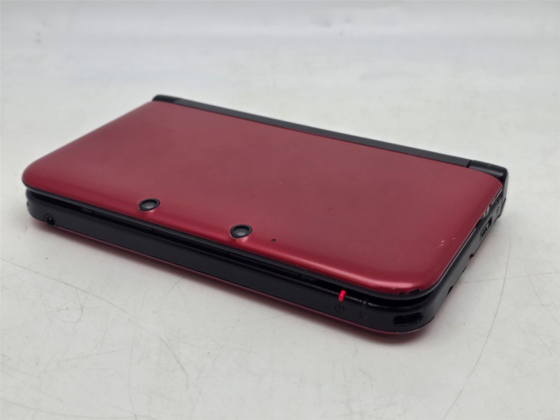 Nintendo 3DS XL Red | 030300296990 | Cash Converters