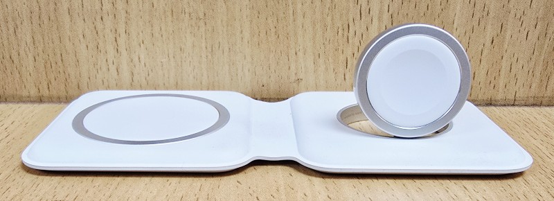 Apple Magsafe Duo Charger Apple Lightning | 037000143490 | Cash Converters