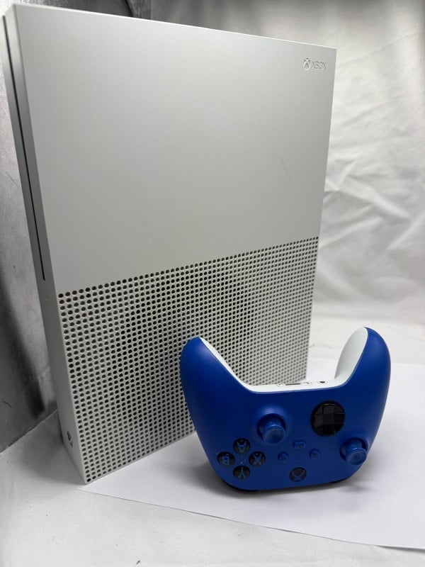 Xbox One S Disc Edition Xbox One S White | 021800129055 | Cash Converters