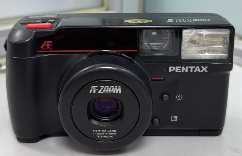 Pentax, Film Camera, Zoom 70-S, Black | 044300076218 | Cash Converters
