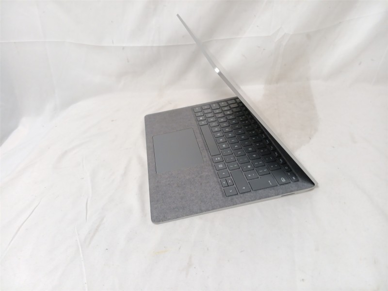 Microsoft Surface Book 3 - Intel i5-1035G7@1.20GHz - 8GB Ram- 256GB SSD ...