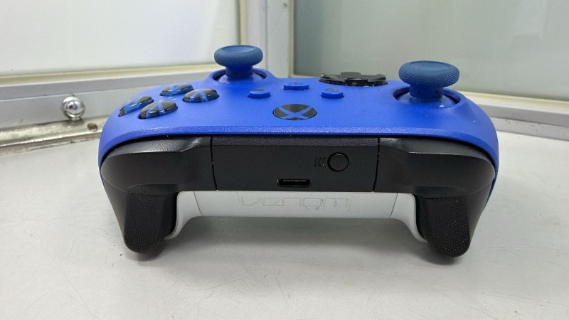 Microsoft, Xbox One Blue | 044300076410 | Cash Converters