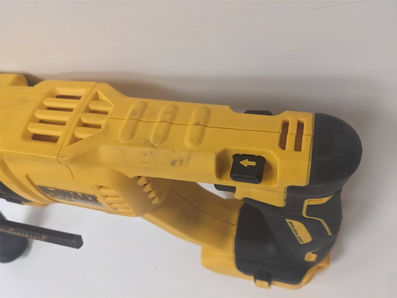 Dewalt Dch033 Sds Drill | 018100193750 | Cash Converters