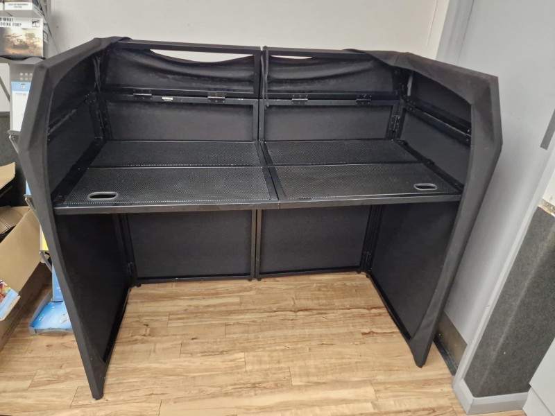 Strobe Light Dj Booth | 049000174598 | Cash Converters