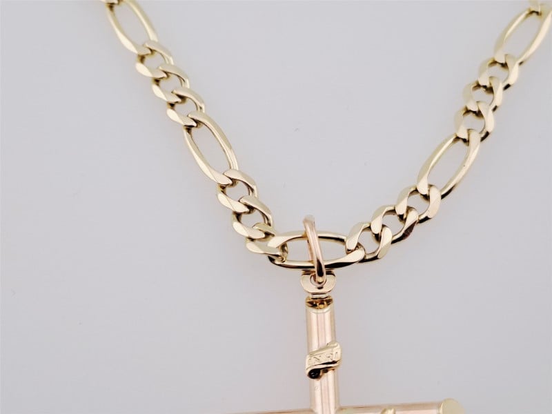 9ct Yellow Gold Crucifix Pendant On Figaro Link Chain 48cm 16.4G ...