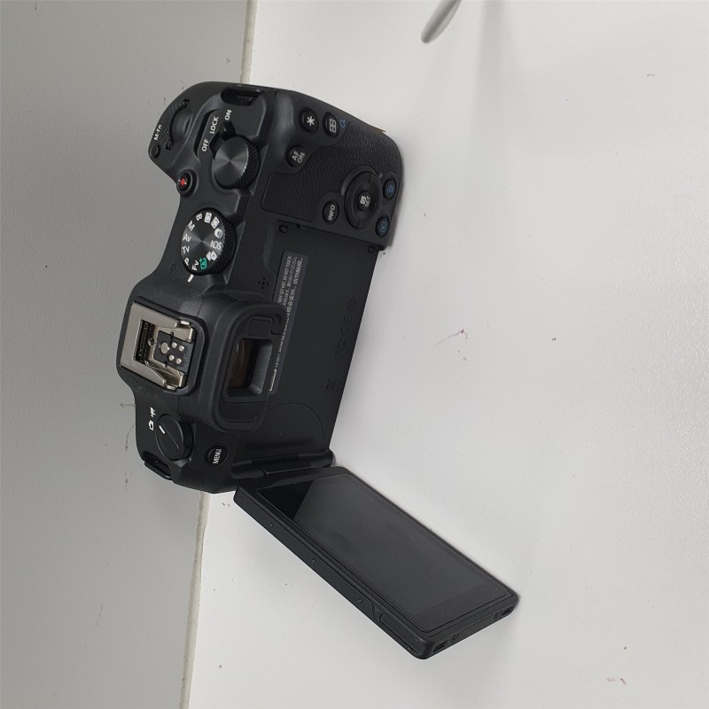 Canon Eos R8 Black | 046900118016 | Cash Converters