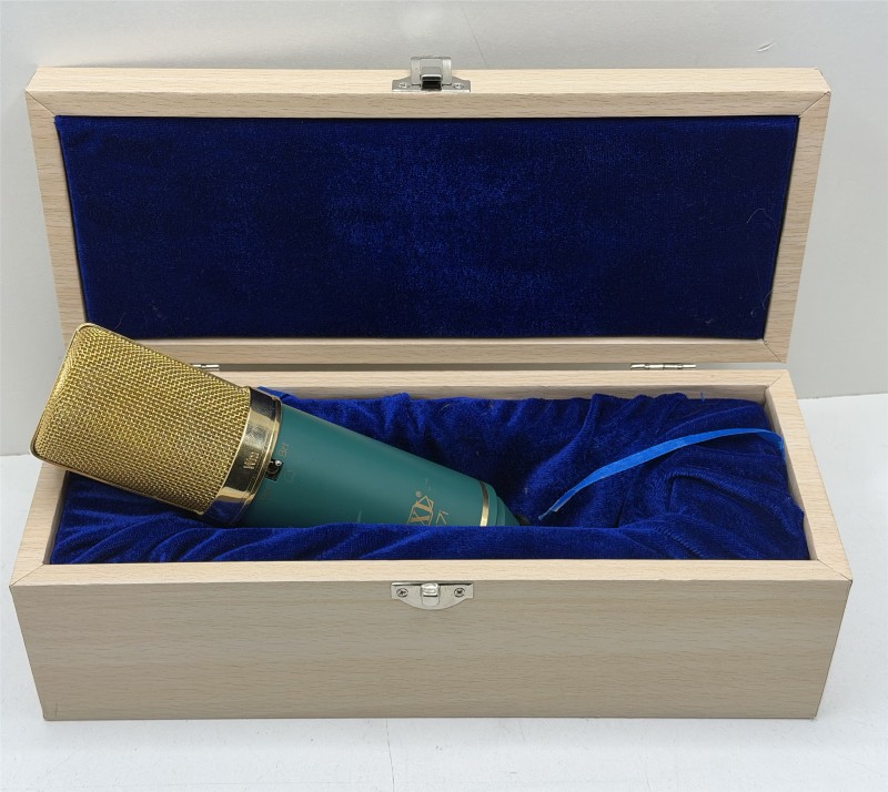 Mxi V67i Condensor Microphone Green | 020400228182 | Cash Converters