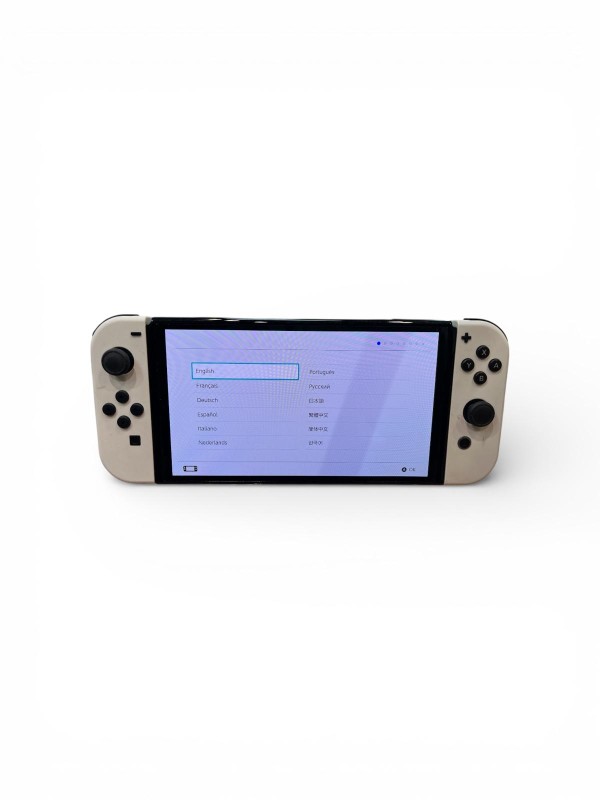 Nintendo Switch Oled 32GB White | 019700213270 | Cash Converters