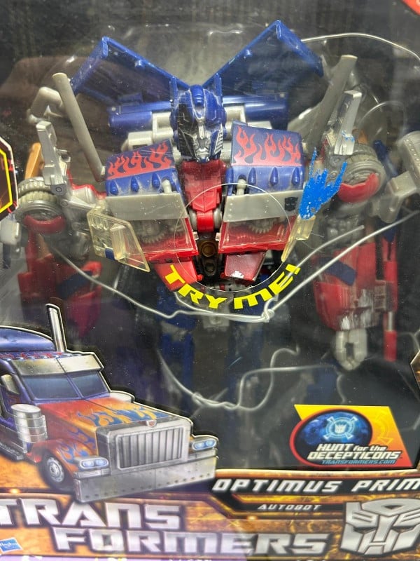 Transformers Optimus Prime Red | 045500071426 | Cash Converters