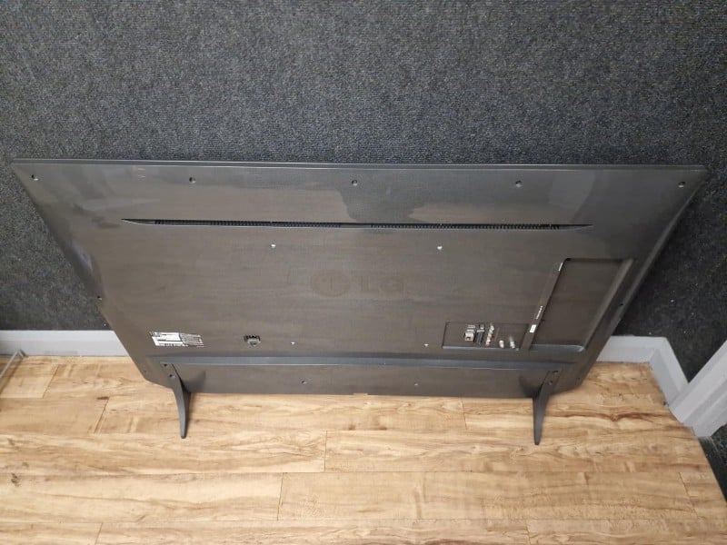 LG Ultra HD 4K TV 49Uf680v 4K Black | 049000174360 | Cash Converters