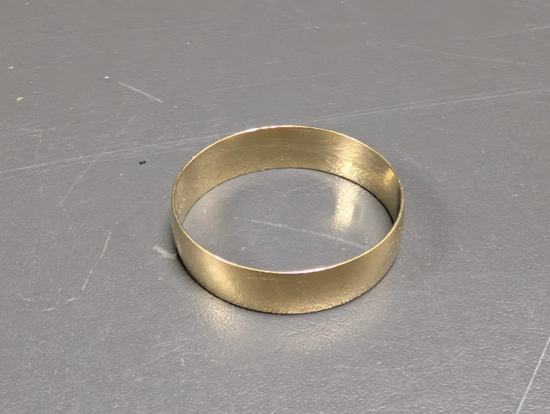 9ct Wedding Band Yellow Gold Mens Ring SizeZ1 | 016500264423 | Cash ...