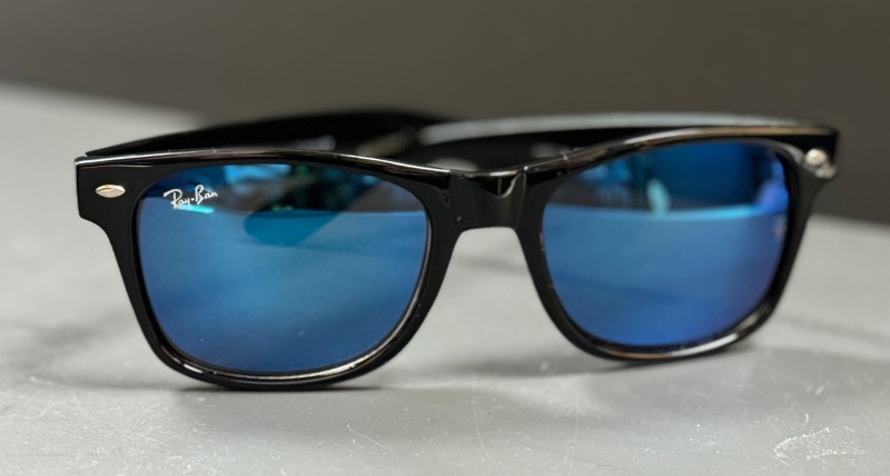 Ray Ban Wayfarer Sunglasses Black | 033400128280 | Cash Converters
