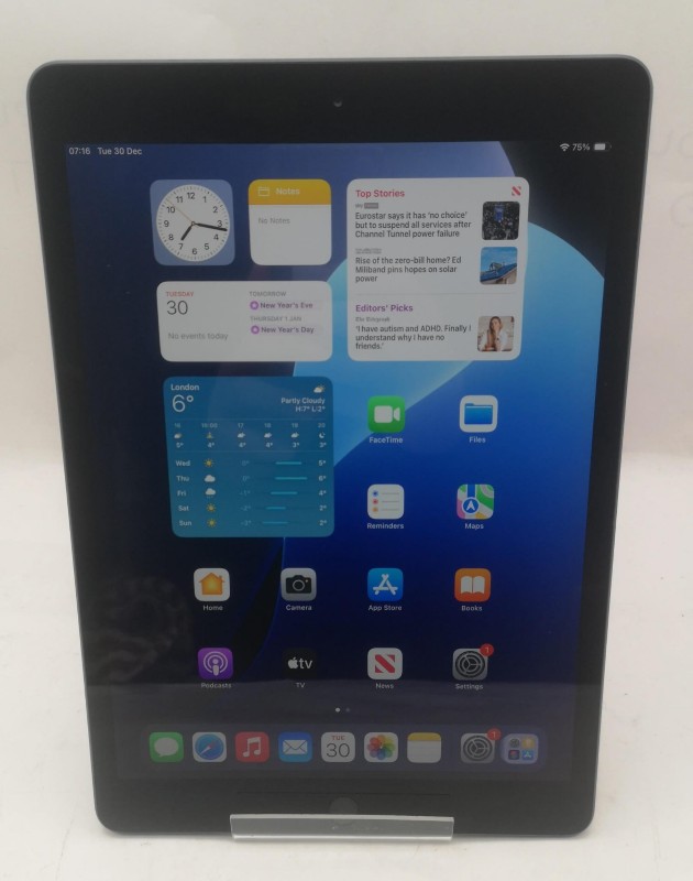 Apple iPad 7th Gen 9.7" - 32GB Black | 039500225748 | Cash Converters