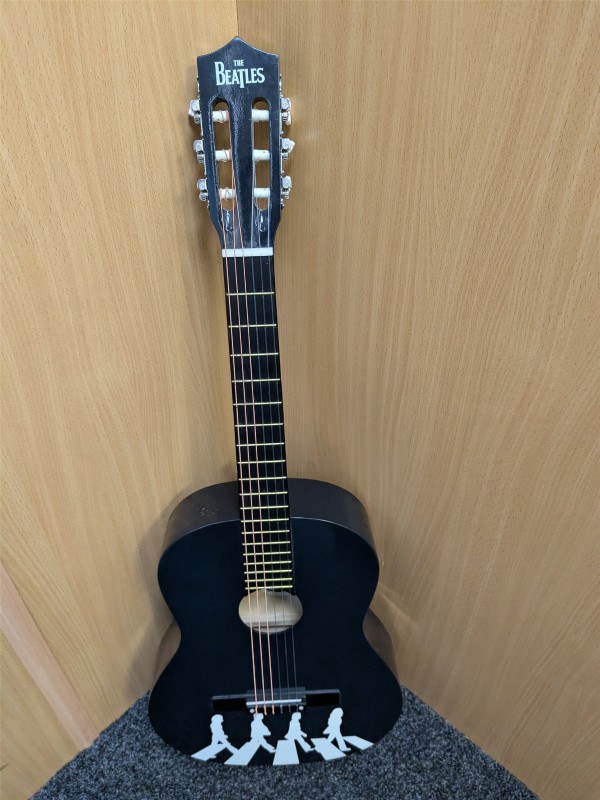 The Beatles Black | 044900064965 | Cash Converters