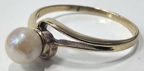 9ct Yellow Gold Ring With Stone SizeN | 019200186065 | Cash Converters