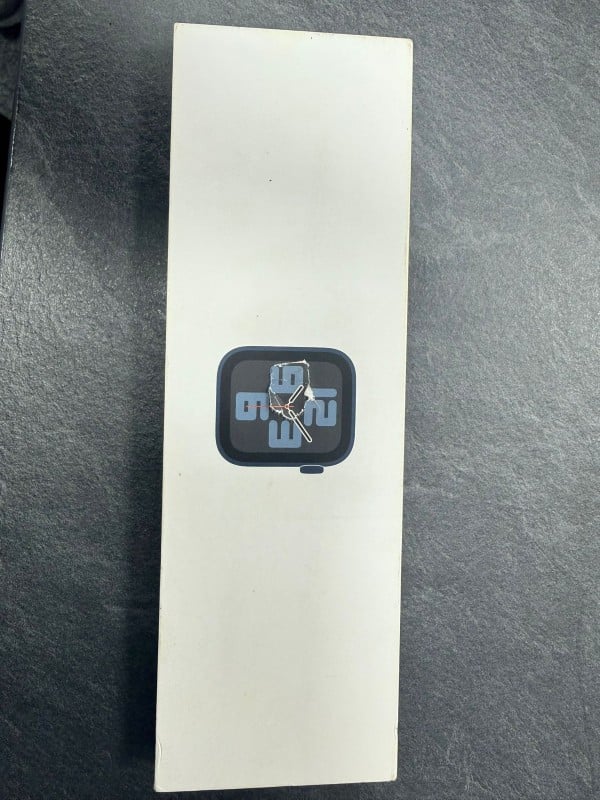 Apple Watch Se 2nd Gen, With Box And Charger Black | 016400351774 ...