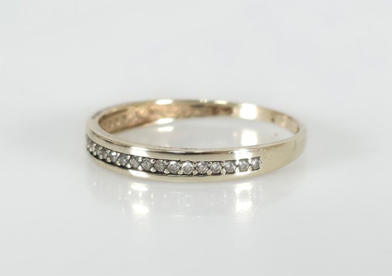 9Ct Yellow Gold Cubic Zirconia Half Eternity Ring Yellow Gold Ring Size ...