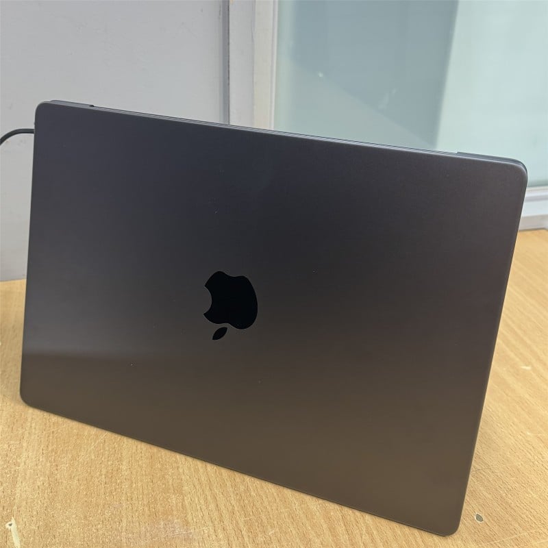 Macbook Pro 17,2/M5 (10-Cpu 10-Gpu)/16GB Ram/512GB SSD/14" M5 16GB 2025 ...