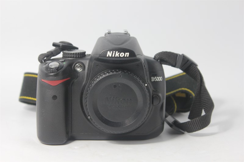 Nikon Dslr Camera D5000 13.2 Black | 042800152963 | Cash Converters