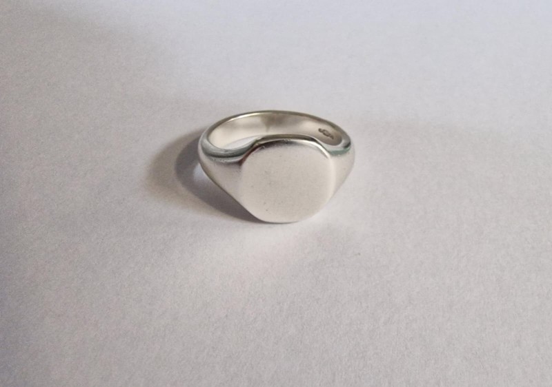 Silver Signet Ring Silver Mens Ring Size U | 019500196309 | Cash Converters