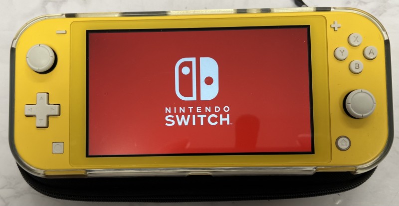 Nintendo Switch Lite 32GB Yellow | 049100362283 | Cash Converters