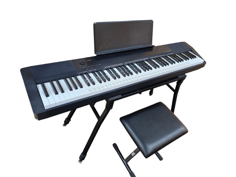 Casio Keyboard & Chair Black | 020400227174 | Cash Converters