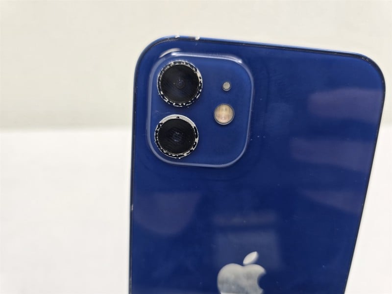 Apple iPhone 12 64GB Open 82% Battery Health iPhone 12 Slight Crack ...