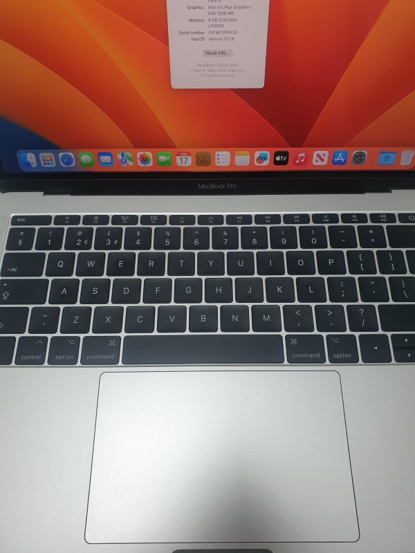 Macbook Pro 13" 2017 Intel Iris Plus Graphics 640 8GB Ram 8GB Silver ...