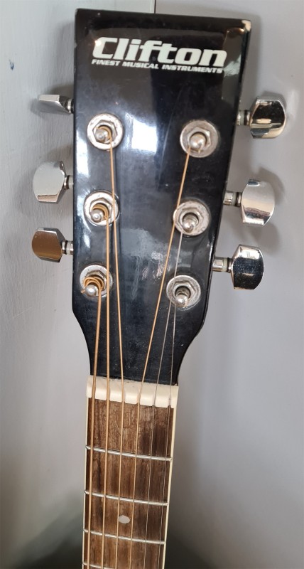 Acoustic Guitar Clifton Western | 054900180104 | Cash Converters
