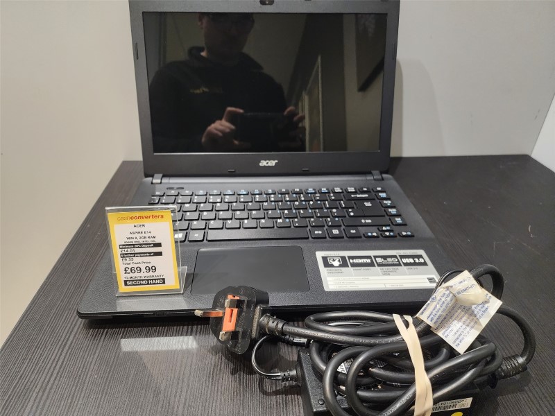 Acer Aspire E14 Win 8 2GB Ram With Charger 500GB HDD, Intel Cel Black ...