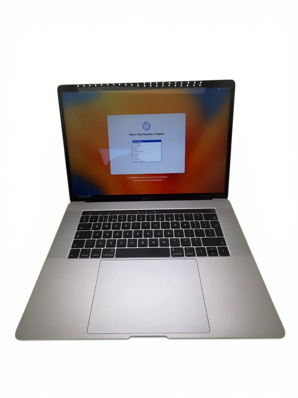 Apple Macbook Pro 15" 2017 3.1GHz Quad Core Intel Core i7 16GB 2017 ...