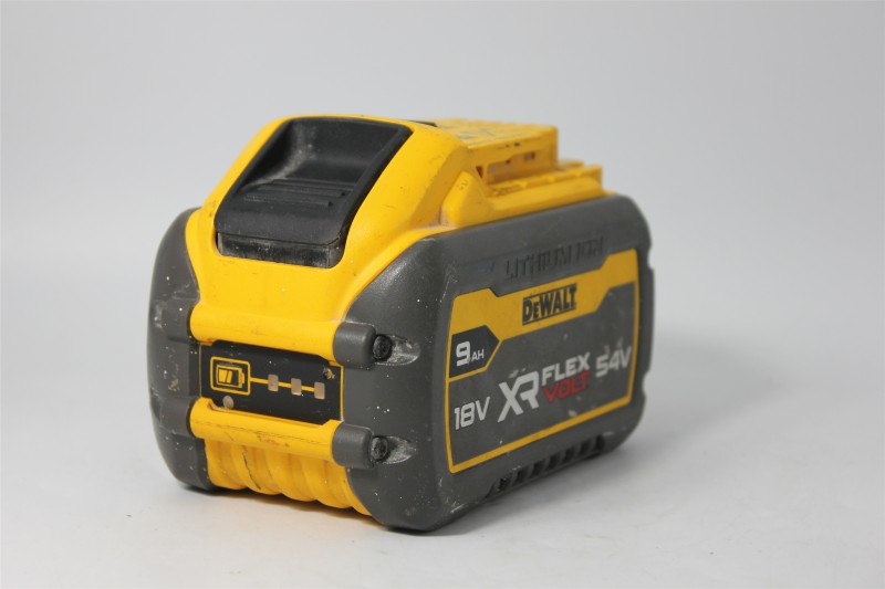 Dewalt Dcb547 9.0Ah Battery | 042800157207 | Cash Converters