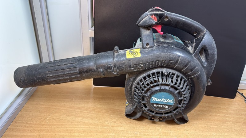 Makita, Bhx2500, 4-Stroke (Mm4) Handheld Petrol Leaf Blower ...