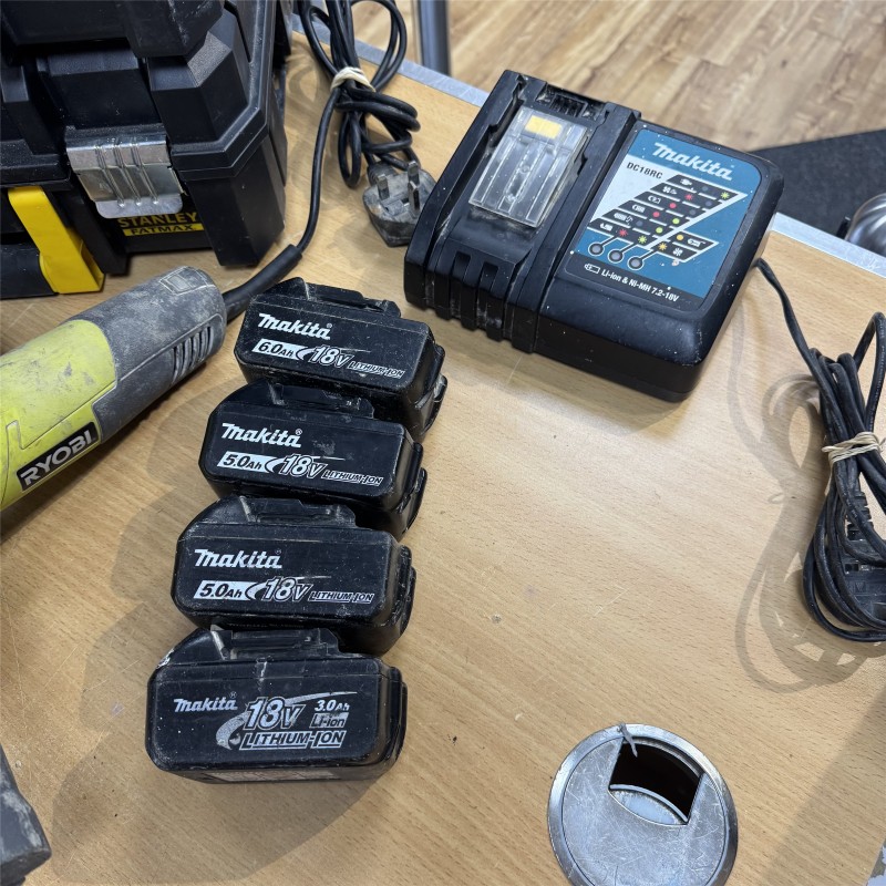 Tool Kit Bundle (See Description) Blue | 058000023973 | Cash Converters