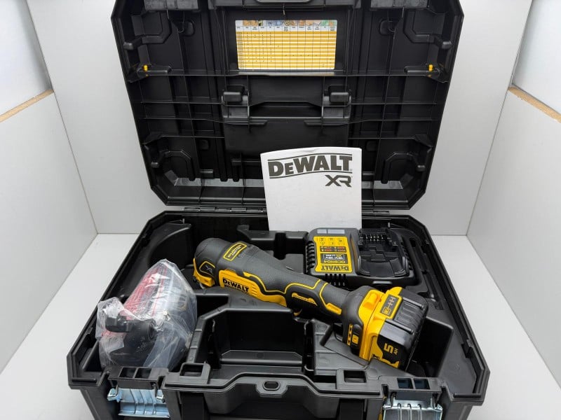 Dewalt Recon Dcs356p1 18V Oscillating Multi Tool With Accessories ...