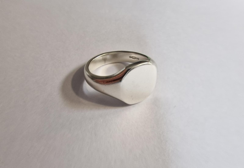 Silver Signet Ring Silver Mens Ring Size U | 019500196309 | Cash Converters