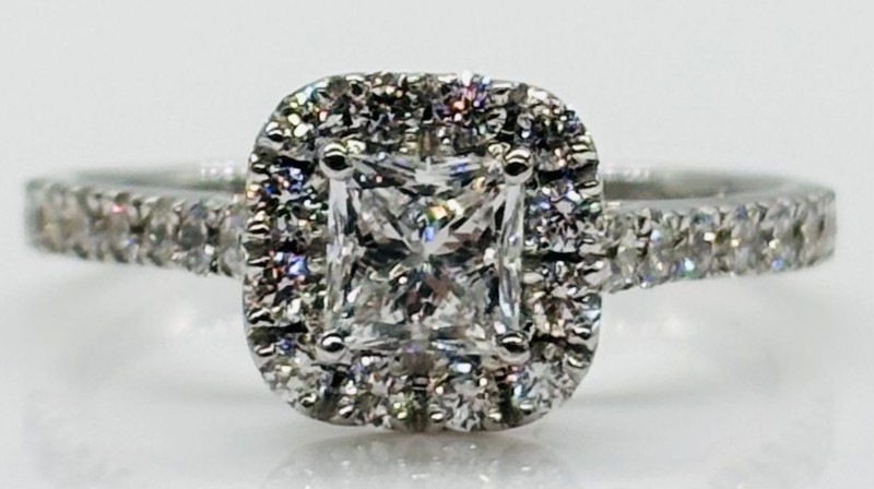 18Ct Lab-Grown Diamonds & Certificate With Original Box White Gold ...