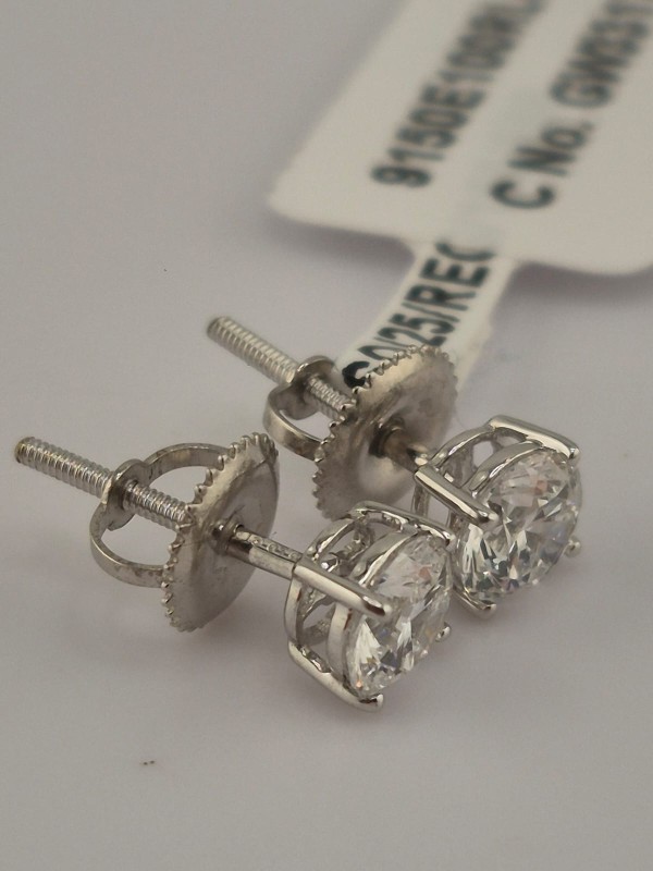 9ct Round Diamond Studs / Earring Pierced 0.7G | 030100264798 | Cash ...