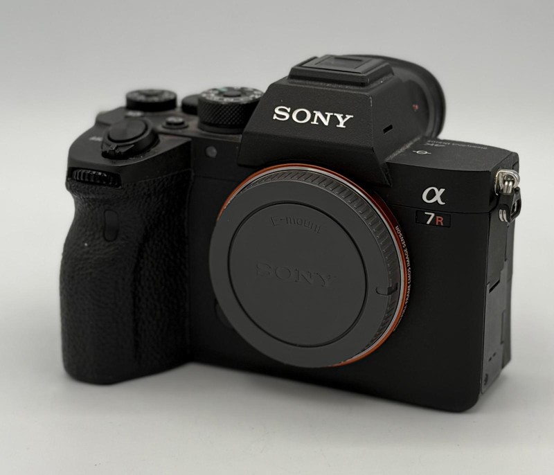 Sony Alpha 7R Iv 61Mp Camera (Body Only) Boxed Alpha 7R Iv Ilce-7Rm4 ...