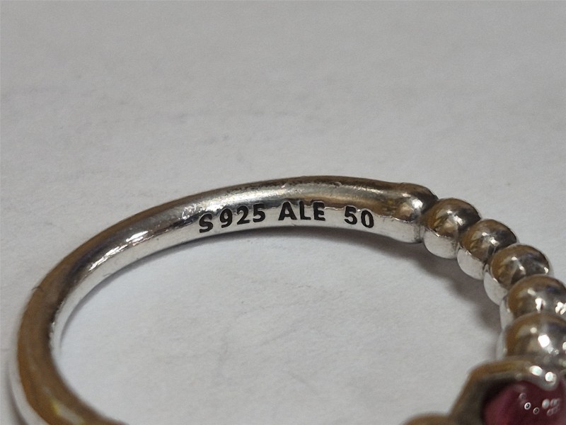 Pandora Red Stone Silver Ring SizeJ½ | 058500003678 | Cash Converters