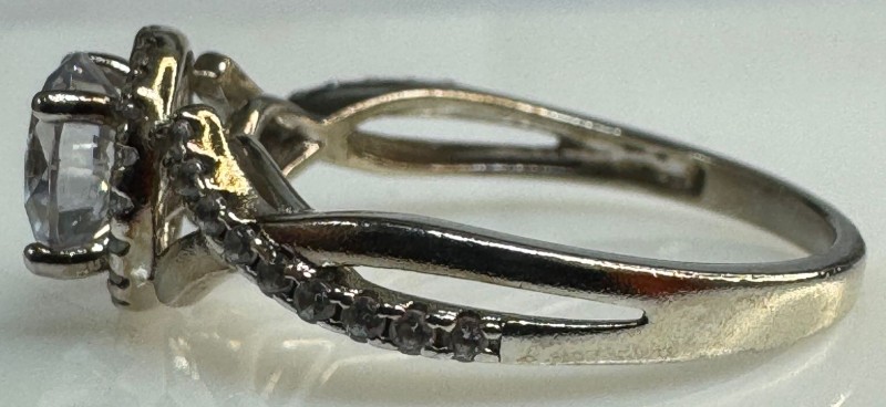 Solitarie Cluster Ring Silver Ladies Ring Size O | 015400177249 | Cash ...