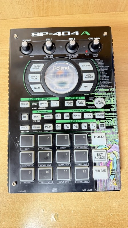 Roland Sp-404A Linear Wave Sampler, With, 8GB Sd Card & Roland Adaptor ...
