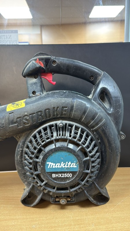 Makita, Bhx2500, 4-Stroke (Mm4) Handheld Petrol Leaf Blower ...