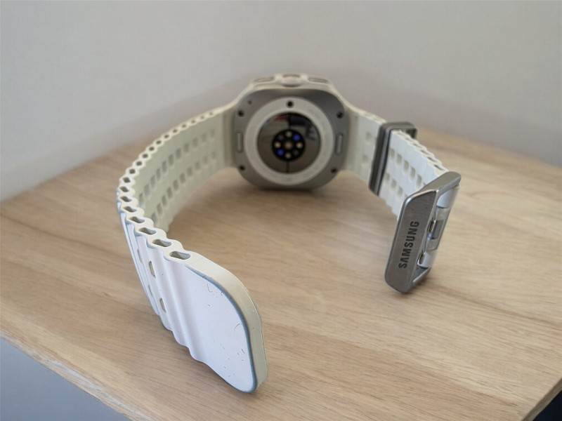 Samsung Galaxy Watch Ultra Sm-L705f White | 015500383022 | Cash Converters