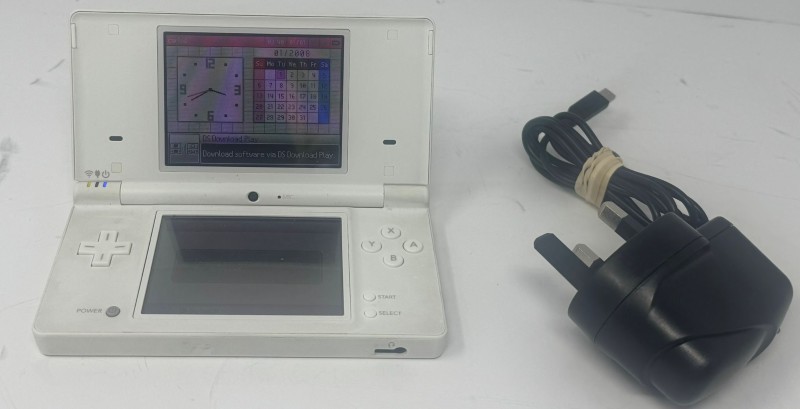 Nintendo Entertainment System (NES) White | 046600086999 | Cash Converters