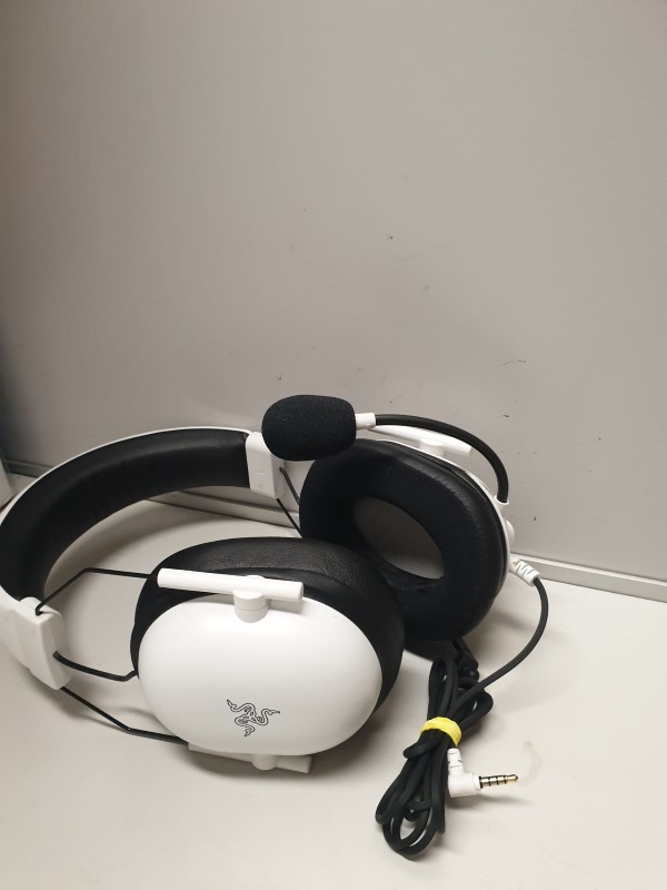 Razor Gaming Headset White | 021800127103 | Cash Converters